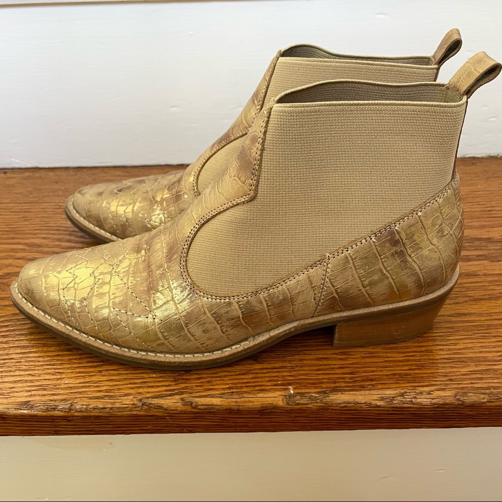 Matisse Gold Metallic Western Ankle Boots - Gem